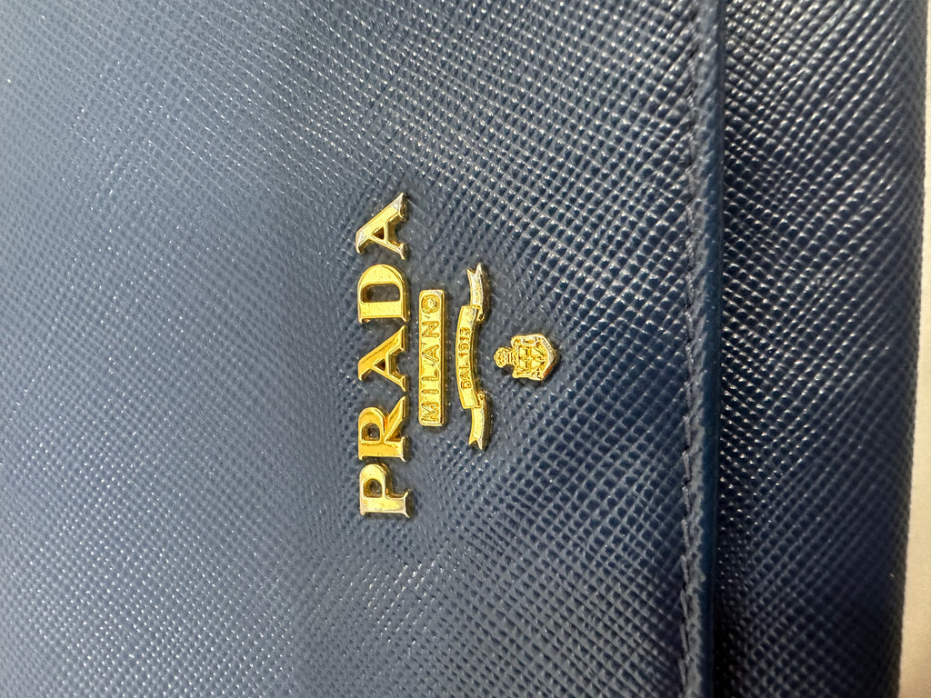 Prada Pochette – Vintage d'Harmonie